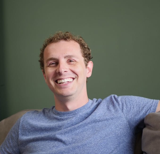 The Wholesale Formula Free Book By Dan Meadors and Dylan Frost